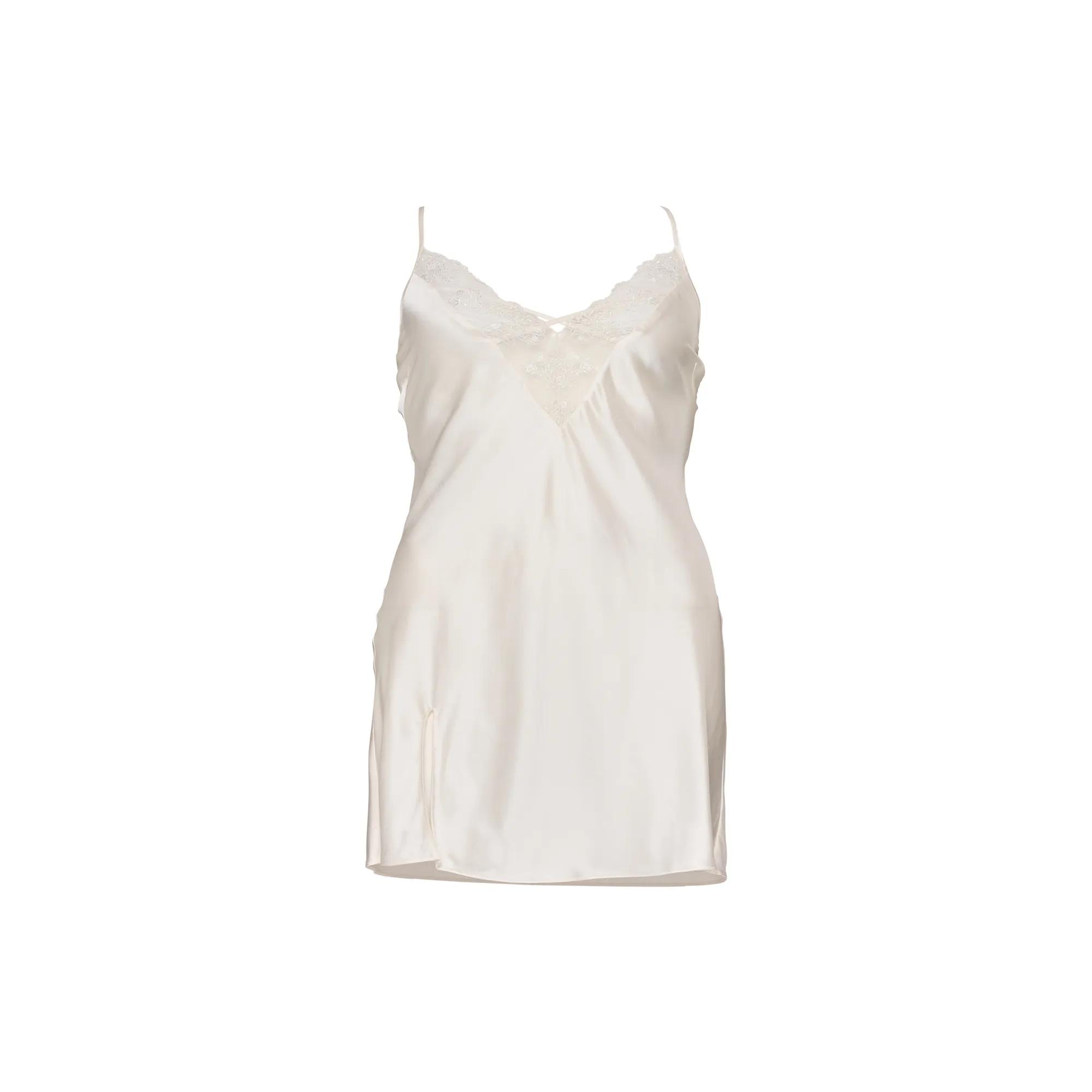 [BELDONA] im offiziellen Triumph® Online Shop